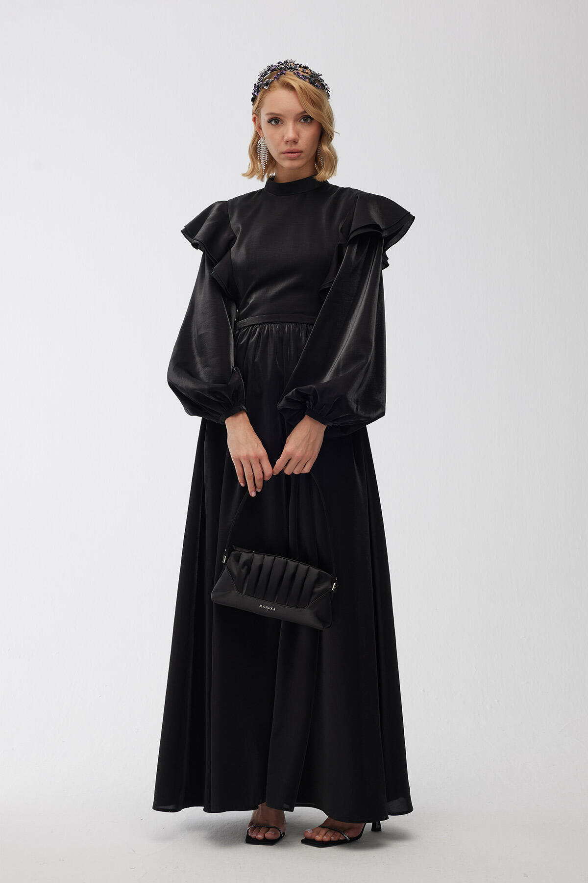 SHINING GRACE EVENING DRESS BLACK | Manuka