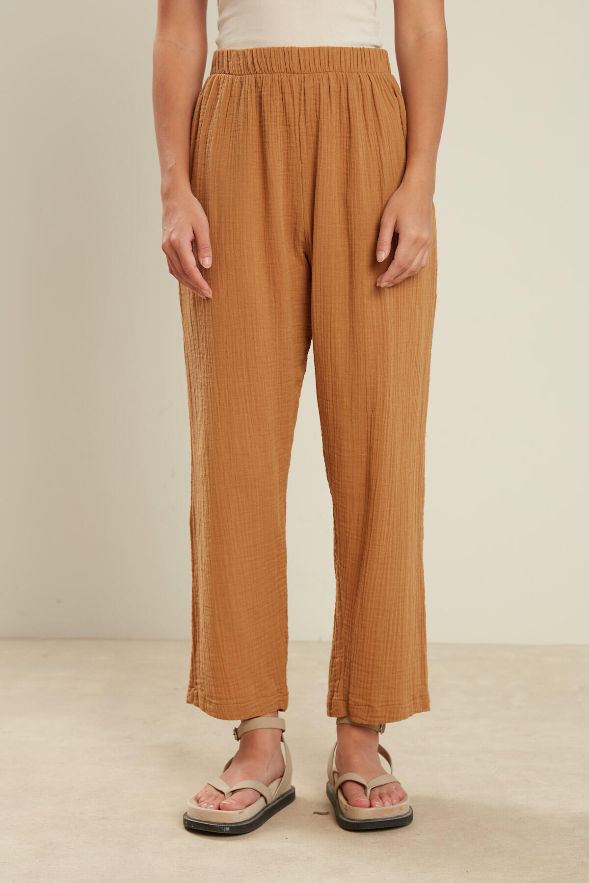 MUSLIN PANTS CAMEL | Manuka