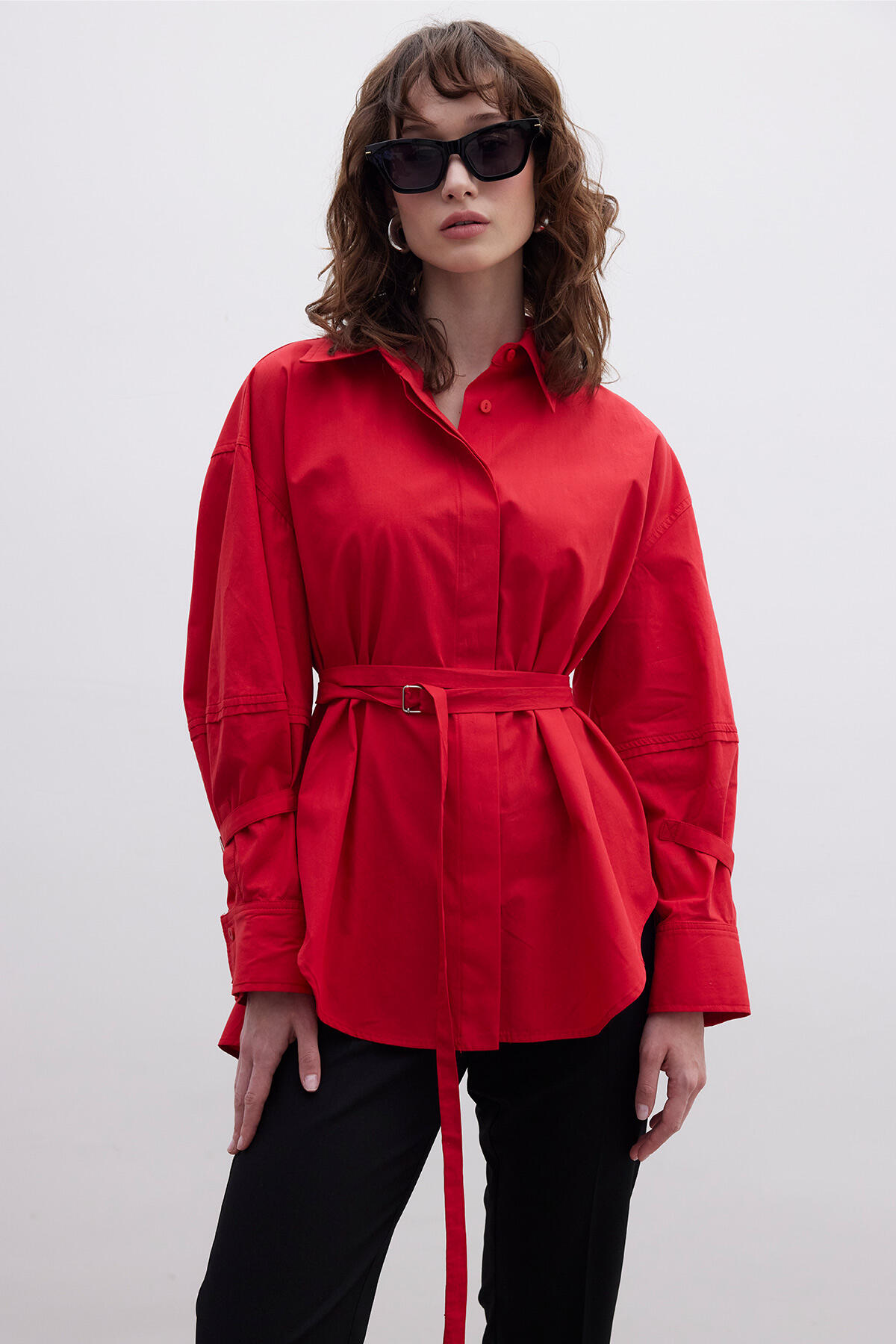 BELT DETAIL SHIRT RED |Manuka