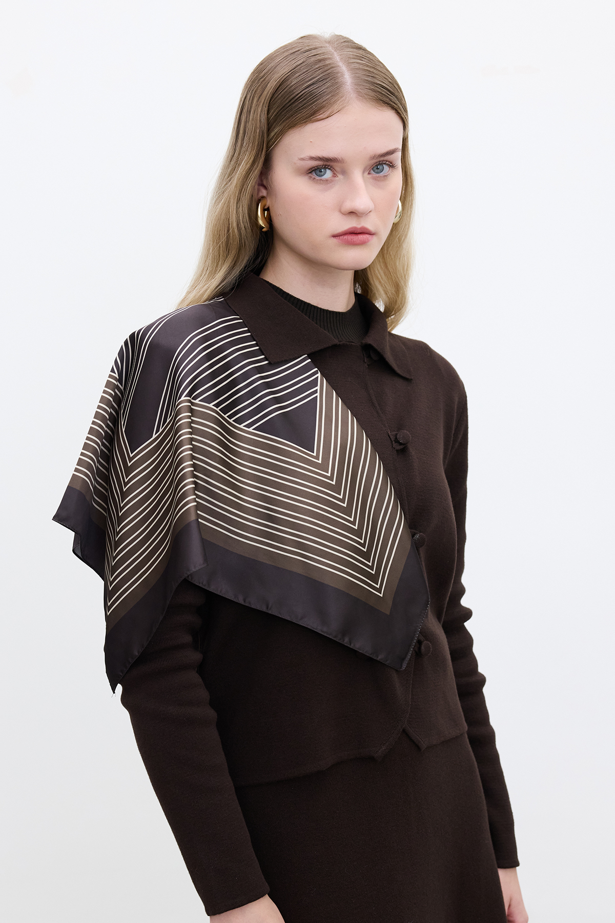 DESENLİ SATEN BOYUN FULARI CLASSIC- KAHVE | Manuka