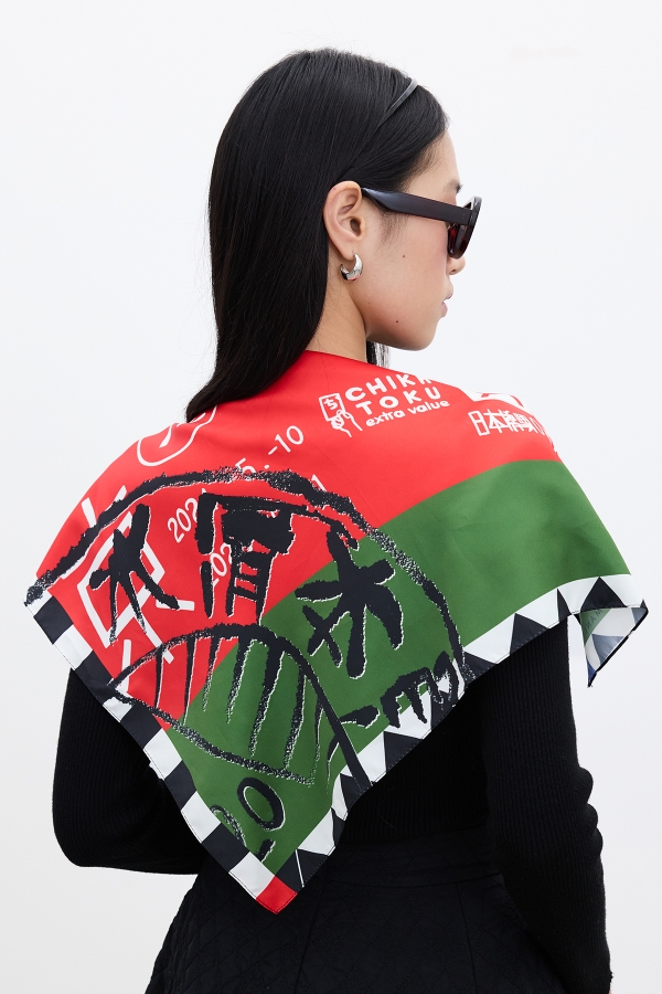 DESENLİ SATEN BOYUN FULARI SUBWAY-KIRMIZI | Manuka