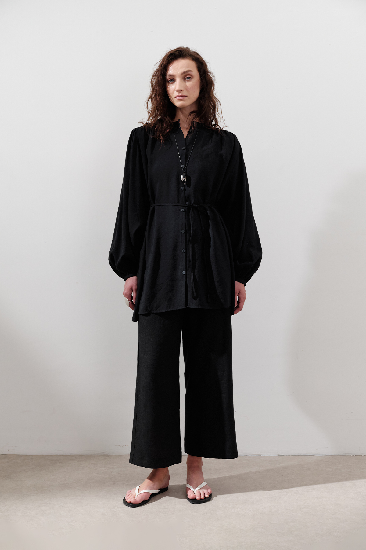 TENCEL PLEASED TUNIC BLACK