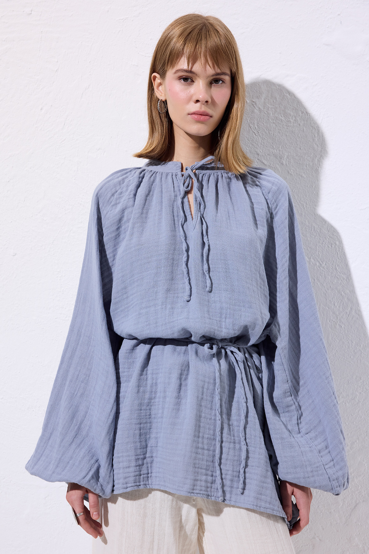 MUSLIN BLOUSE BLUE