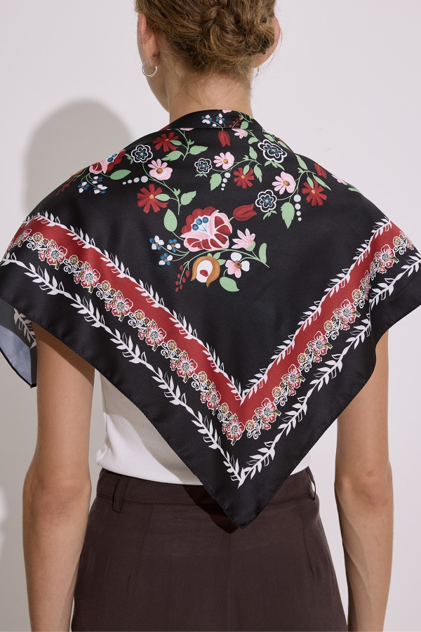 SATEN DESENLİ FULAR LORA | Manuka