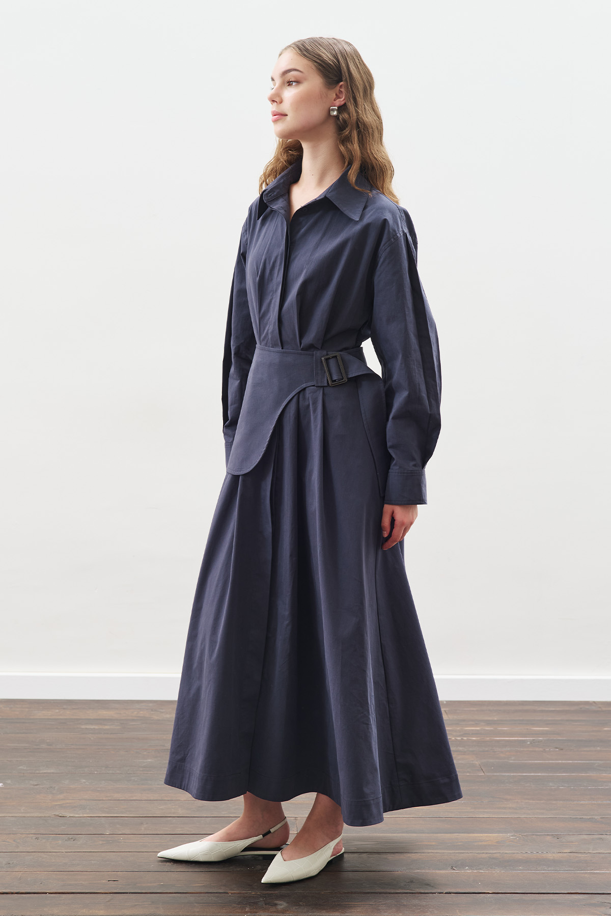TRENCH STYLE GABARDINE DRESS NAVY| Manuka